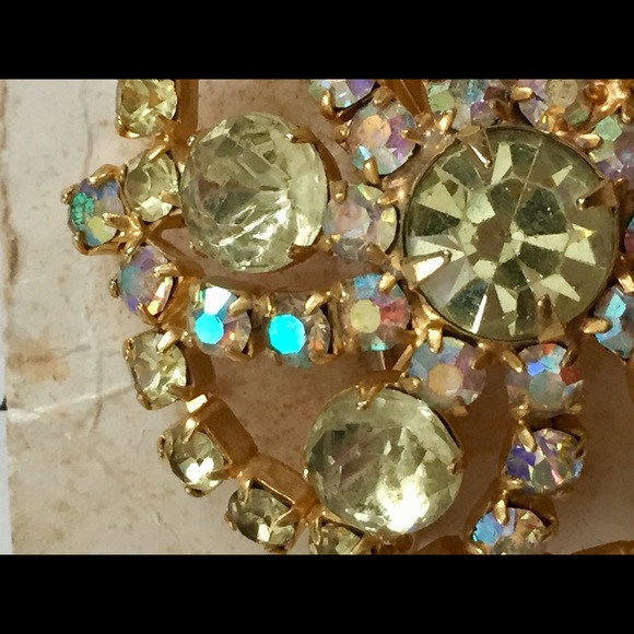 Vintage | Jewelry | Vintage Old Stock Yellow Rhinestone Brooch | Poshmark